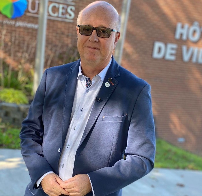 Entrevue : Hugues Grimard, retour sur la séance du conseil de Val-des ...